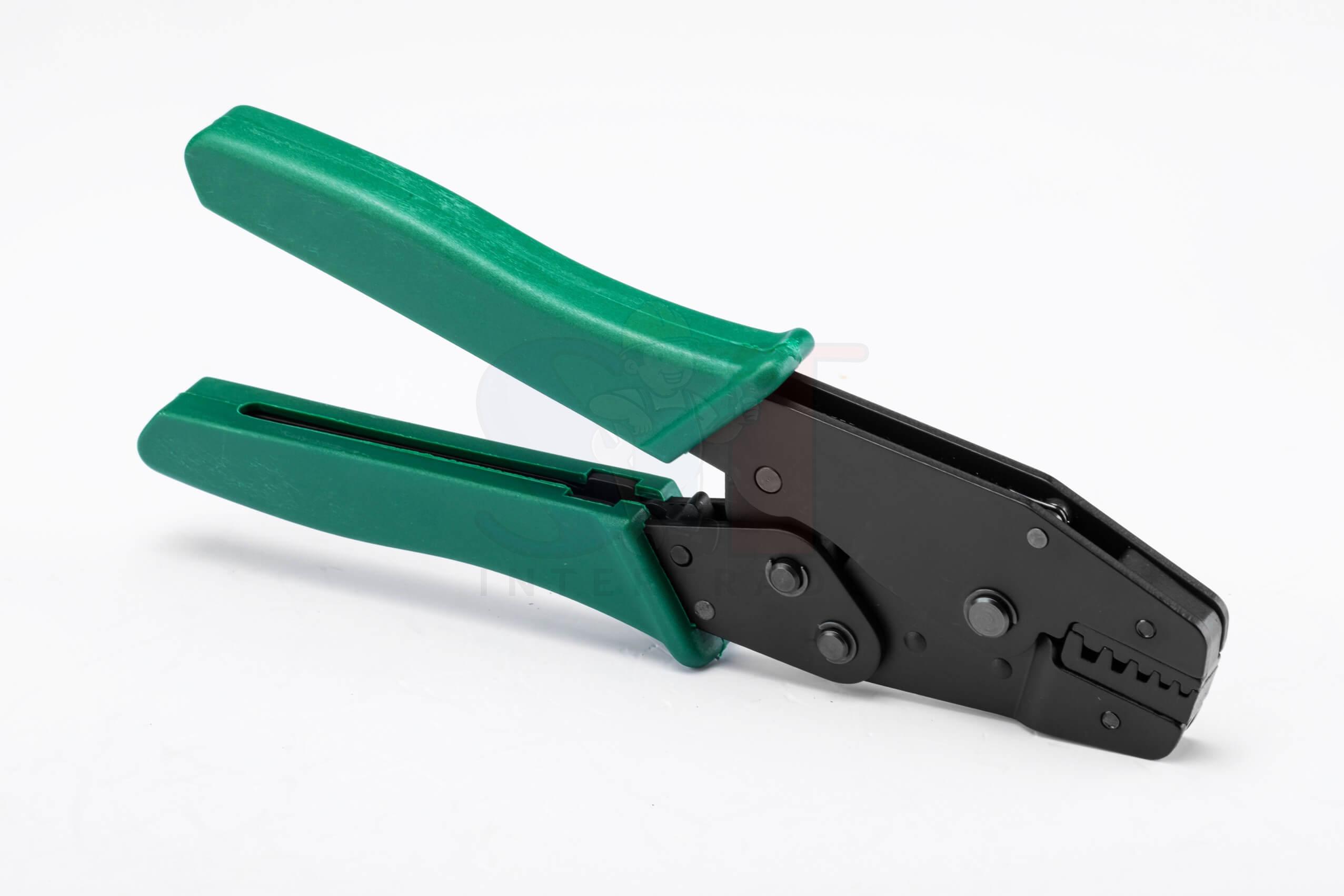 คีมย้ำหางปลาสำหรับขั้วสายไฟยุโรป 8" SATA 91102 - STintertrade